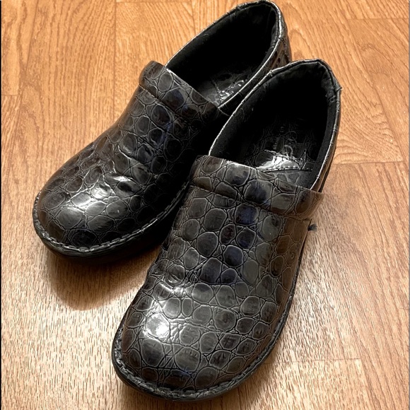 b.o.c. | Shoes | Boc Shoes | Poshmark